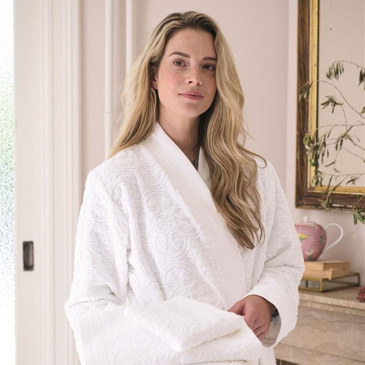 PIP Studio Mosaic de Pip White Cotton Bathrobe Extra Large| KingsWarehouse
